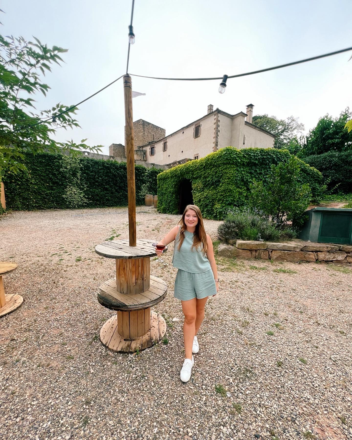 ABOUT ME – Caroline Haney